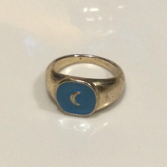 boutique item | Jewelry | New Crescent Moon Signet Ring | Poshmark